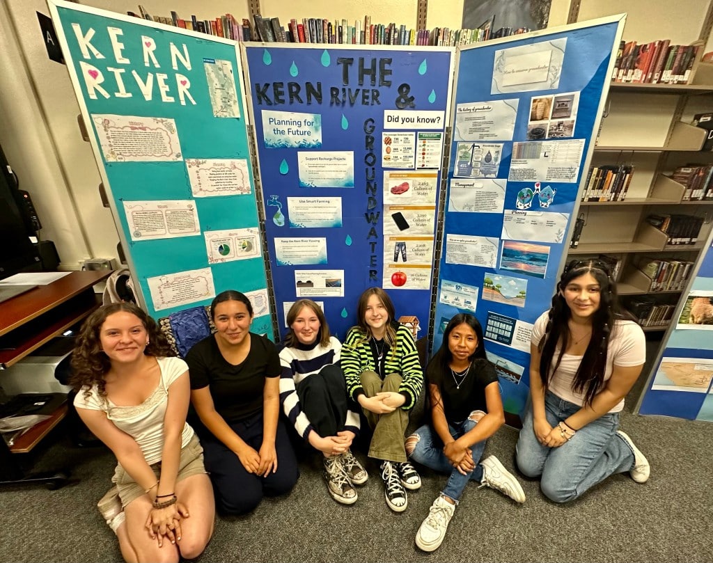 Bakersfield students "dive" into water, Kern River – SJV Water